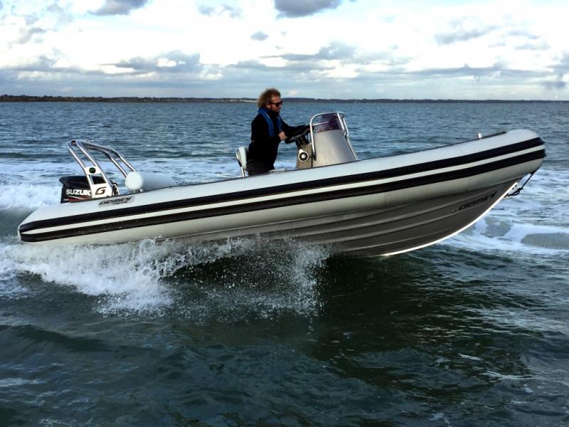 GEMINI 550 WAVE RIDER moteur au choix | Armor Meca Boat