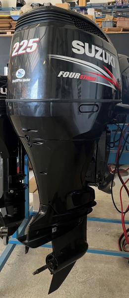 SUZUKI 225 CV 4 TEMPS ANNÉE 2014 RÉVISÉ | Armor Meca Boat
